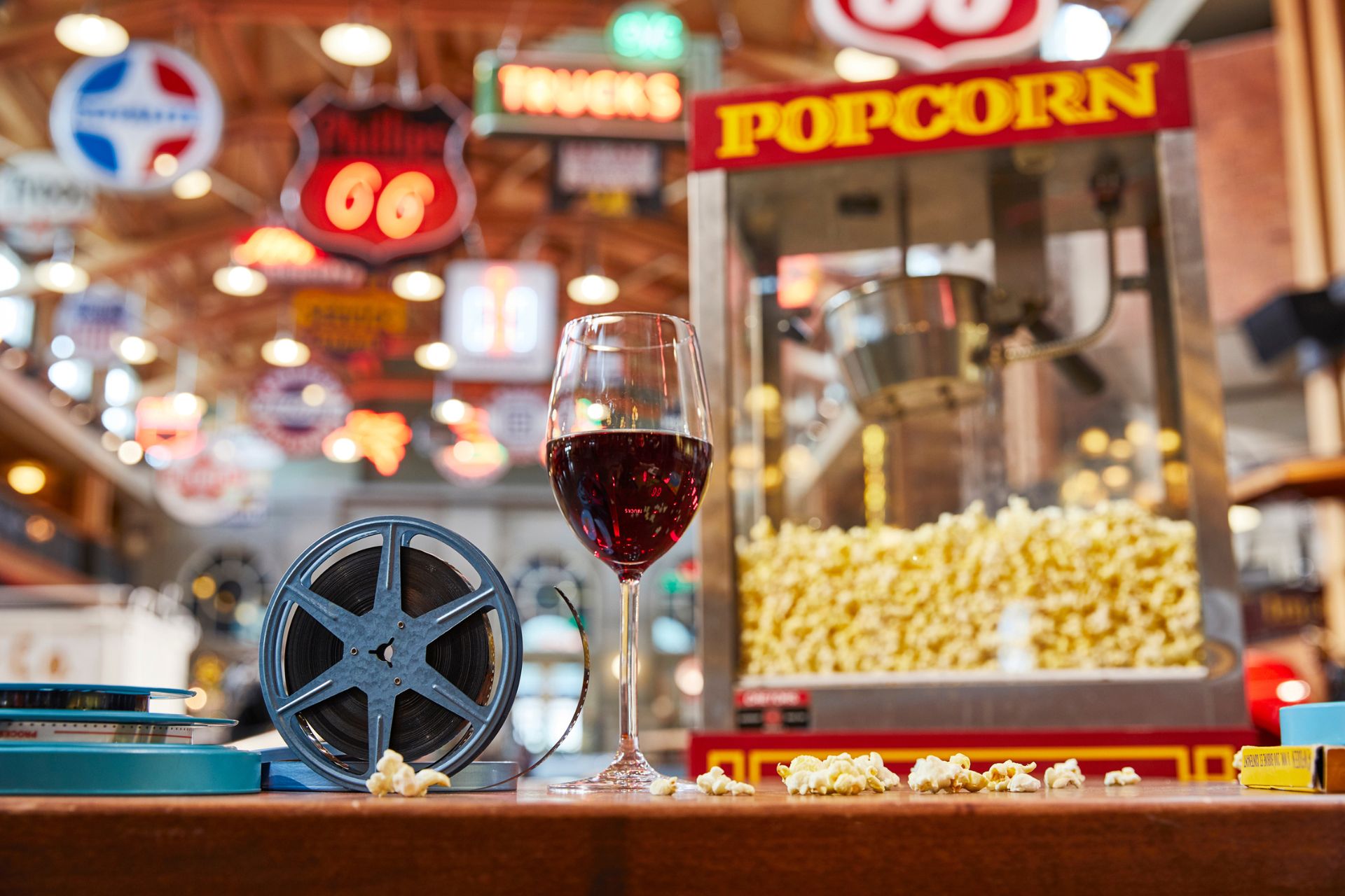 Calgary Dinner Event Dinner & A Movie - It's A Wonderful Life ...